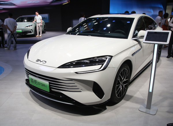 这次海豹07DM-i很多配置都成为了标配至于配置上_易车