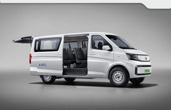 新一代长安睿行EM80使用的是宁德时代电池_易车