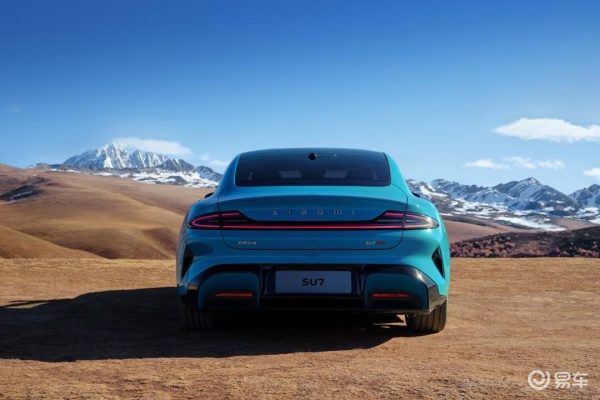 小米SU7通过28度前挡风、17度大溜背以及全车轮廓G4连续曲率_易车