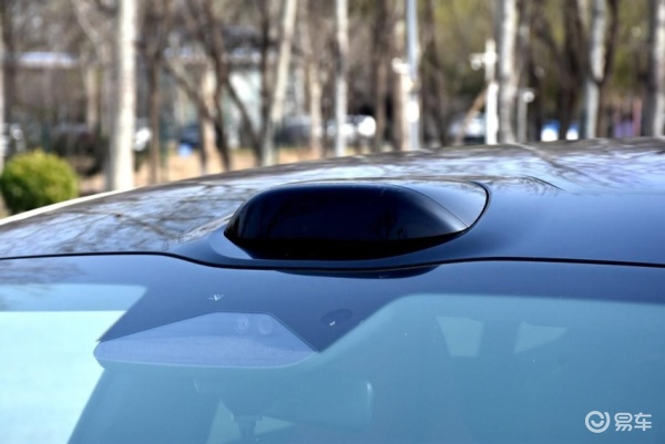 小米SU7全系标配了自研的Xiaomi Pilot辅助驾驶最后就_易车