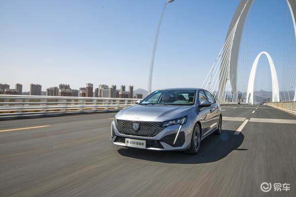 标致408新408龘龘款搭载了型号为YG01的1.5T发动机_易车