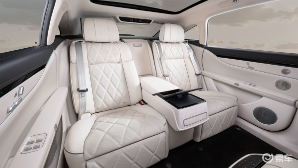 华为和北汽合作打造的高端轿车享界S9内饰官图正式发布_易车