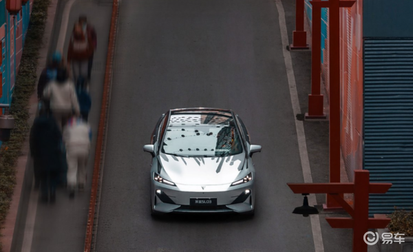 深蓝SL03深蓝基于深蓝行业首创的EPA1全电数字平台打造_易车