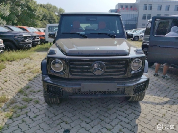 奔驰G级本文对奔驰G450d的配置进行了详细解析_易车