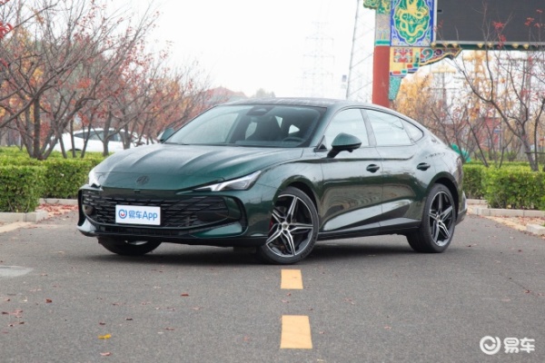 上汽名爵旗下全新2025款MG7正式上市包括三大新增功能和59项_易车