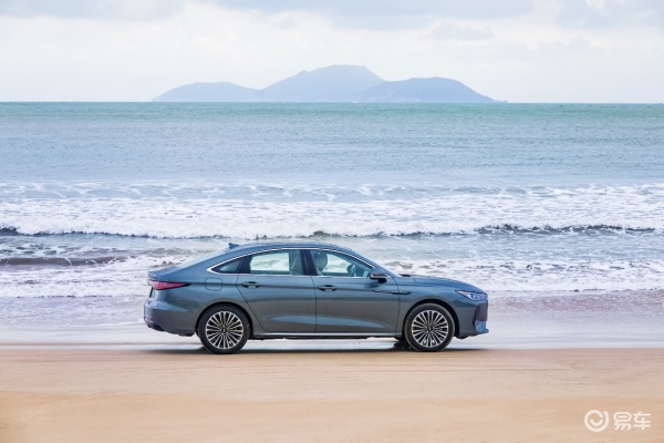 奇瑞风云A8L凭借其卓越的动力性能、高效的续航能力、领先的电池技_易车