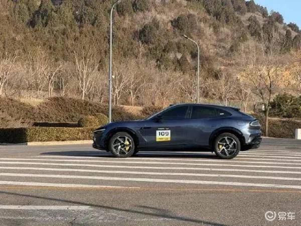 小米YU7若是这款车起售价在30万左右_易车