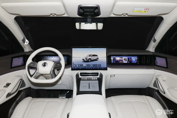 腾势N9全车包括AR-HUD、二排吸顶屏在内还将通过易三方技术平_易车