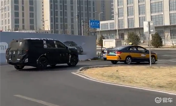 小米大尺寸SUV曝光，或命名YU9，主打家用六座布局_易车