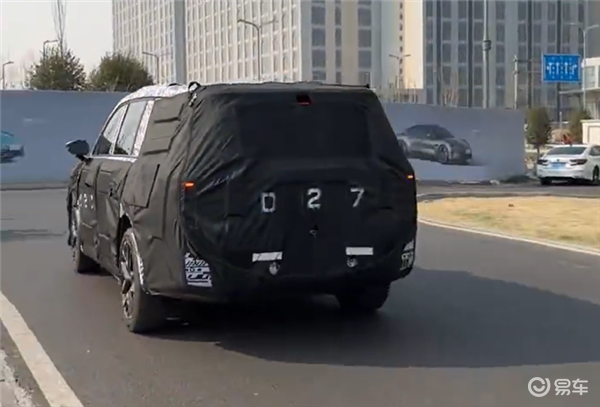 小米大尺寸SUV曝光，或命名YU9，主打家用六座布局_易车