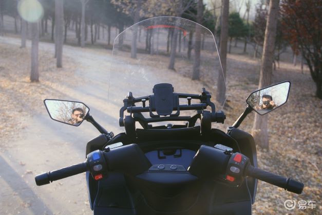 阿普利亚srmax250hpe|一个月骑行体验报告_易车