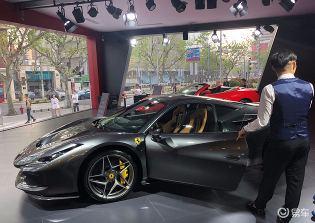 2020款法拉利F8Tributo 速度与舒适并存_易车