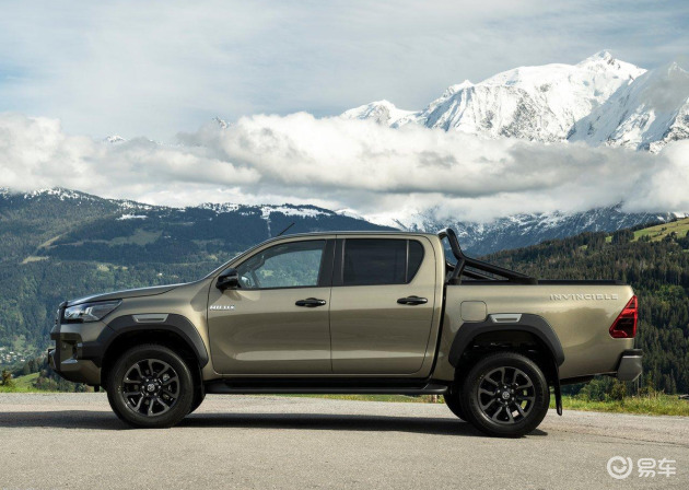 2021款丰田海拉克斯实拍，2.8T+6AT，500牛米_易车