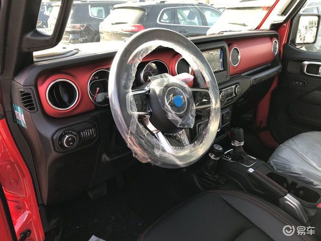 2021款jeep牧马人两门版红色到店！北京第一台实拍_易车