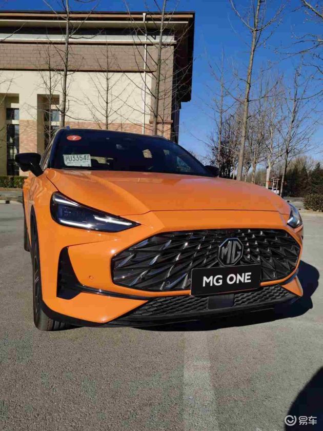 上汽名爵ONE，燃油车也一样智能，00后的第一辆车_易车