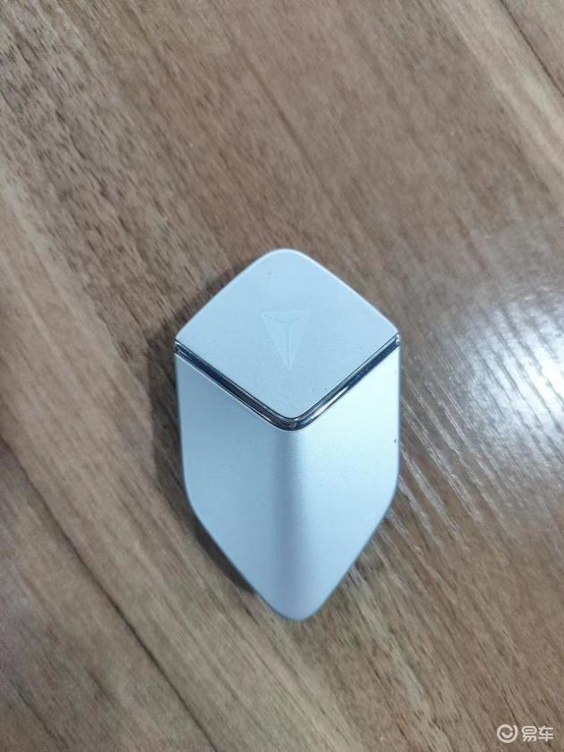 深蓝NFC钥匙&机械钥匙_易车