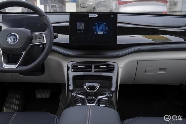 上汽荣威新发布的D7DMH和BYD秦Plus DMi比，究竟怎么样？_易车