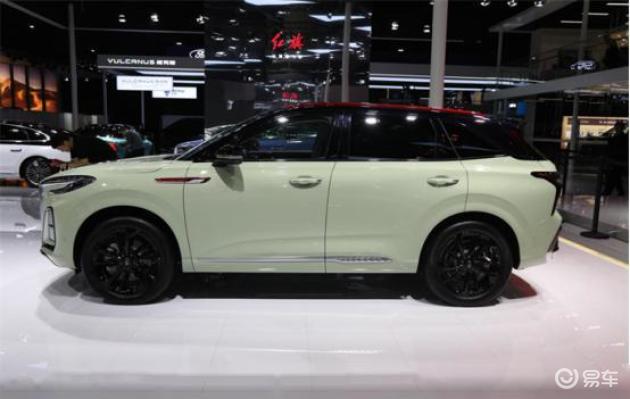 优惠2万多的红旗HS3，销量真的还不错，也不仅为信仰买单_易车