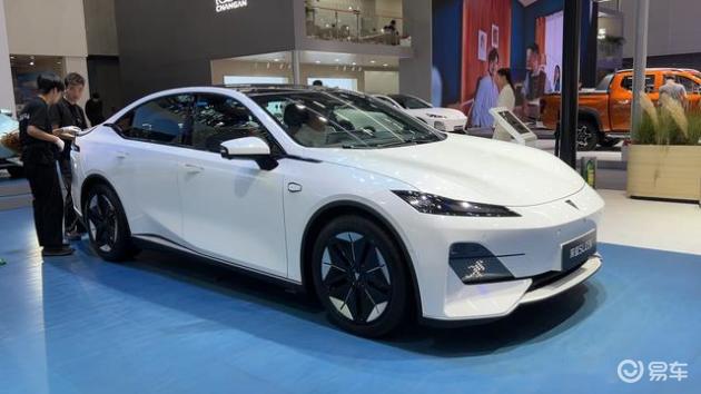 新车丨最低10万划算！领克07EMP领衔！这5台新款混动轿车给力_易车