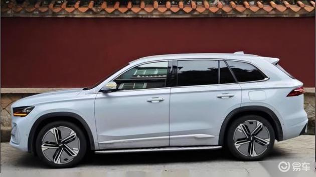 宇宙无敌吉利混动车，3DHT动力强劲_易车