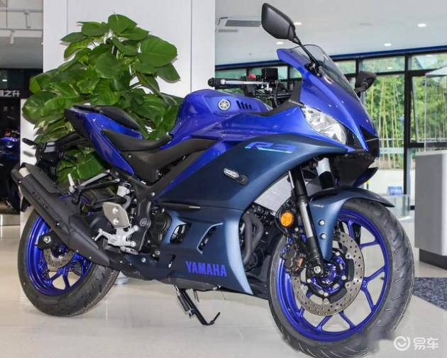 雅马哈R3降价一万，入门仿赛最强王者！_易车