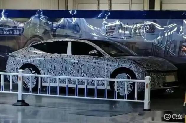 引领未来出行潮流！领克首款电动轿车 E371 曝光_易车