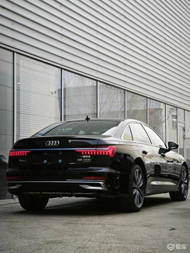 “裸车价差57000元，奥迪A6L 55TFSI与奔驰E300L尊贵，怎么选？”_易车