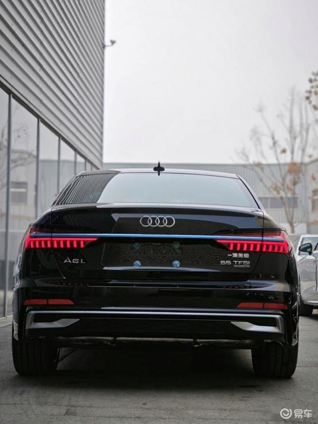 “裸车价差57000元，奥迪A6L 55TFSI与奔驰E300L尊贵，怎么选？”_易车