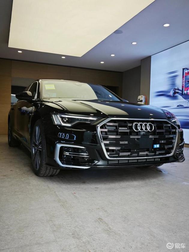 “裸车价差57000元，奥迪A6L 55TFSI与奔驰E300L尊贵，怎么选？”_易车
