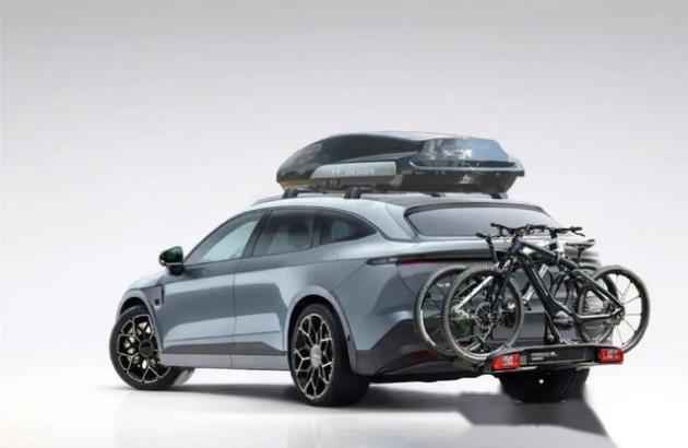 极氪007旅行版亮相：代号CC1E，支持800V快充_易车