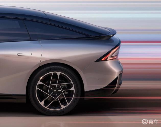 车长超 5 米 小鹏 F57 正式定名 P7+_易车