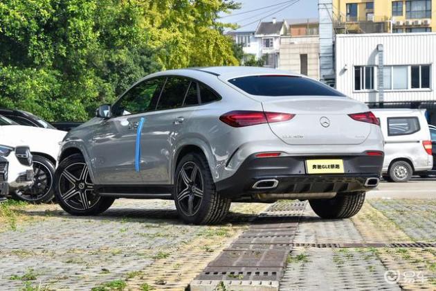 2025款奔驰GLE轿跑上市，提供2.0T和2.5T动力，售价84.38万元起_易车