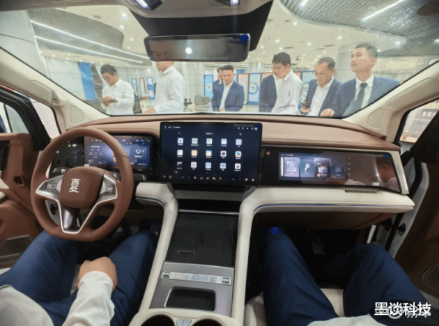 BYD夏28万起售，科技豪华7座SUV新选择_易车