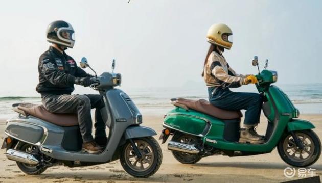 铃木US125：小巧经济，低油耗，亲民价，配置简陋_易车