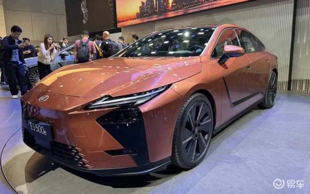 雷克萨斯新ES2026年发布,685km续航_易车