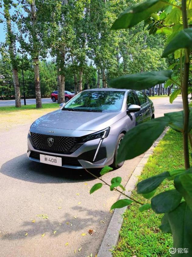 法式浪漫科技融合，2025标致408X GT版解析_易车