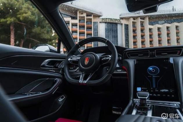 红旗俄10月销量大涨89%，HS3/HS5表现亮眼_易车