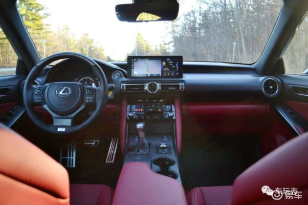 2021年雷克萨斯IS 350：大排量自吸V6最后的疯狂_易车