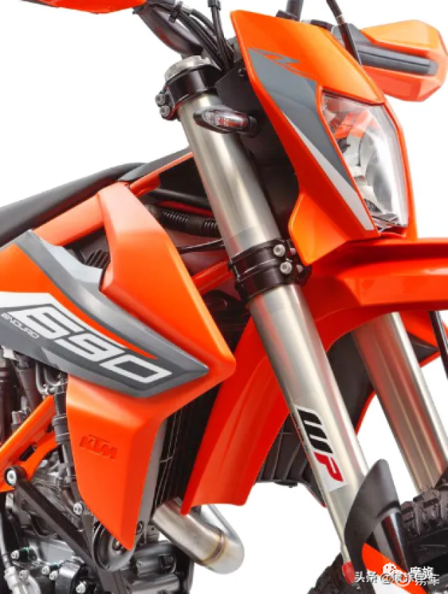 KTM发布2021款690滑胎/越野车_易车