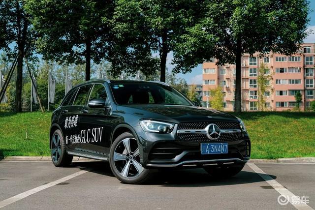 实拍新老车型对比！新一代长轴距GLC ：升级堪比换代_易车