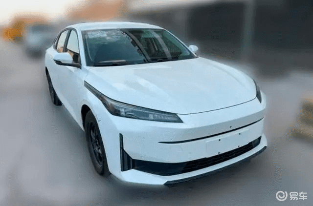 长安启源A05实车谍照曝光_易车