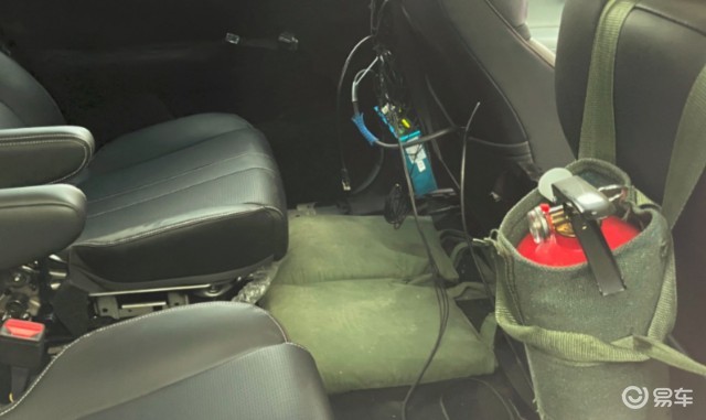 昊铂AH8谍照曝光 定位旗舰SUV_易车