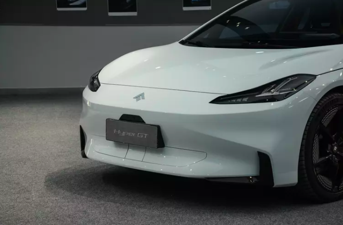 旋翼门轿跑+超快充+激光雷达埃安昊铂GT21.99万起_易车