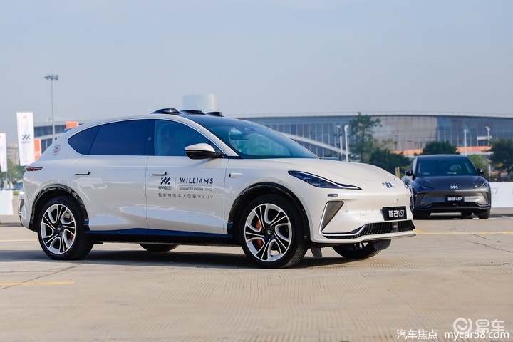 试驾智己LS7：50万内最“卷”的SUV！_易车