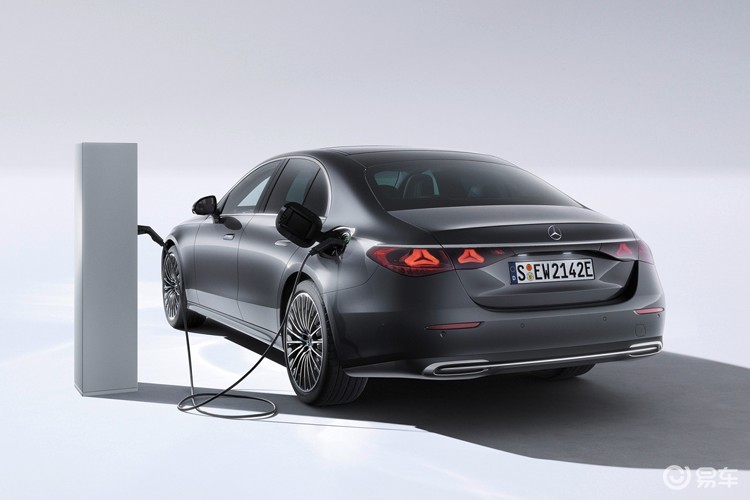 帕萨特标配以P1布局ISG电机为基础的48V轻混系统_易车