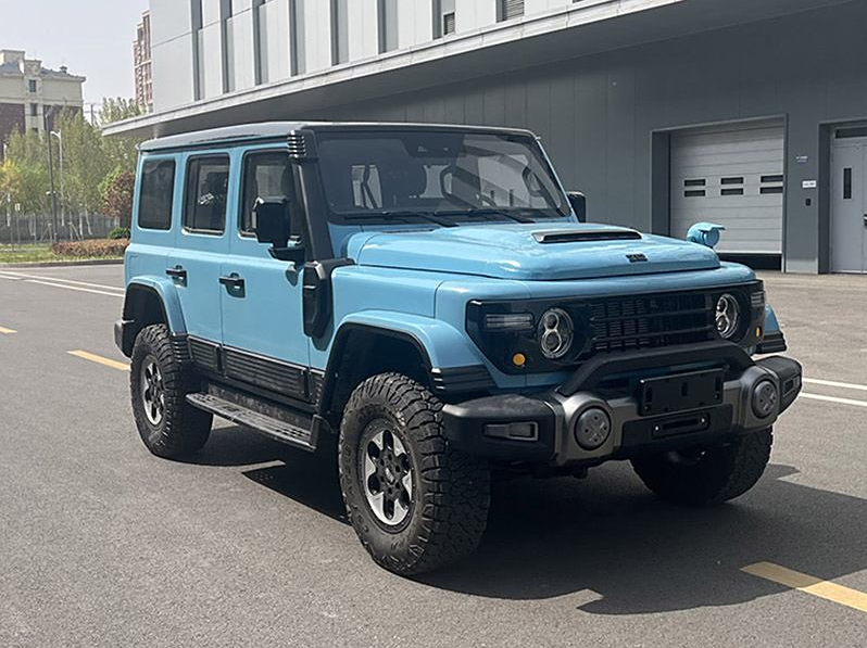 2.0T+8AT，有情怀的国产越野车，全新212即将到来_易车