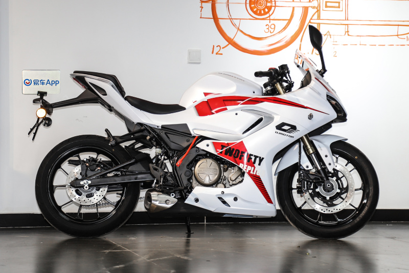 QJMOTOR赛250MINI版上市 售1.7999万元_易车