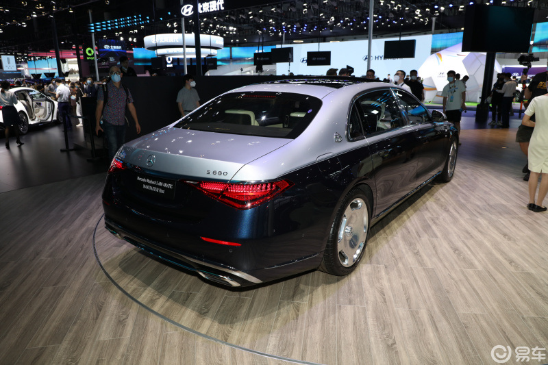 迈巴赫S 680 4MATIC匠心高定首发版-双色上市 售375.80万元_汽车产经网