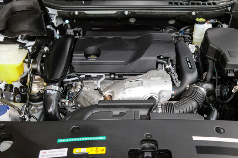 雪铁龙C6新增纪念版上市 售价23.68万元_汽车产经网