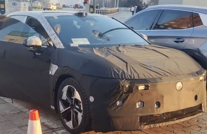 极氪CS1E全新轿车路试曝光 下半年上市交付_易车